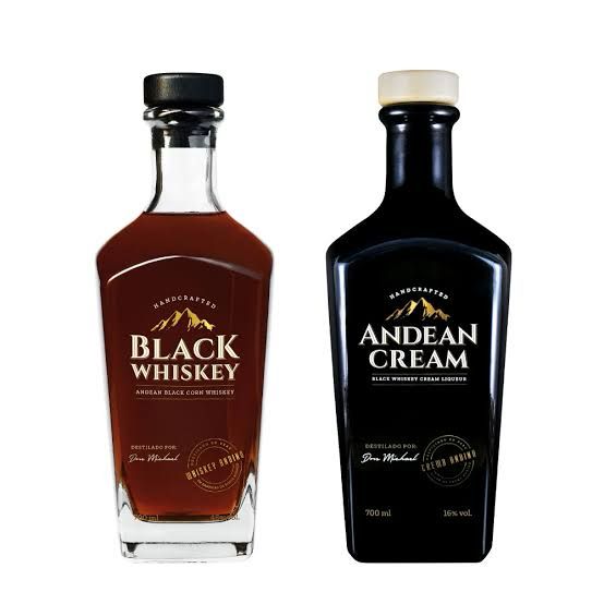 BLACK WHISKEY 700 ML + ANDEAN CREAM 700 ML - Licores | Licorerias.com.pe